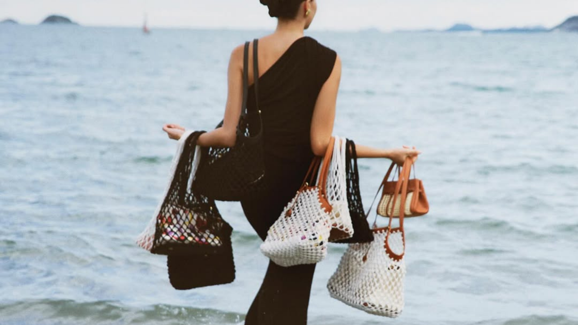 CHATO STUDIO จัดทริป เที่ยวหัวหิน สุดเอ็กซ์คลูซีฟ เปิดตัวกระเป๋าใหม่