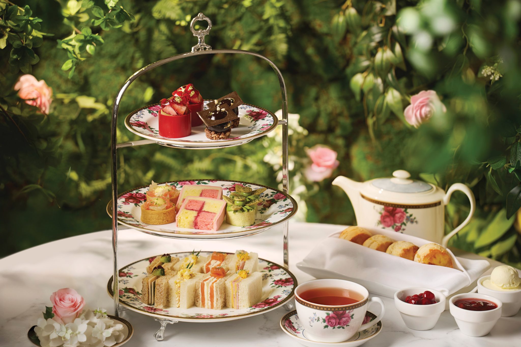 #legendxmas2025giveaway: two sets of The Langham afternoon tea for two ...