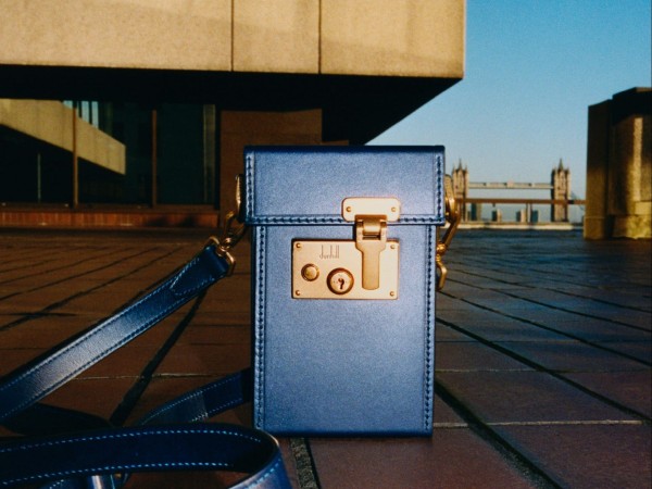 Dunhill's Lock Bag makes its way around London in new photo series ...